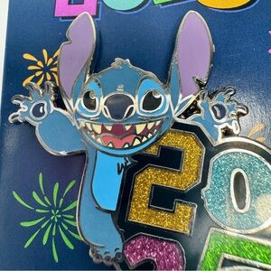 Disney | Accessories | Nwt Disney 225 Pin Stitch Disney Parks Dazzling ...